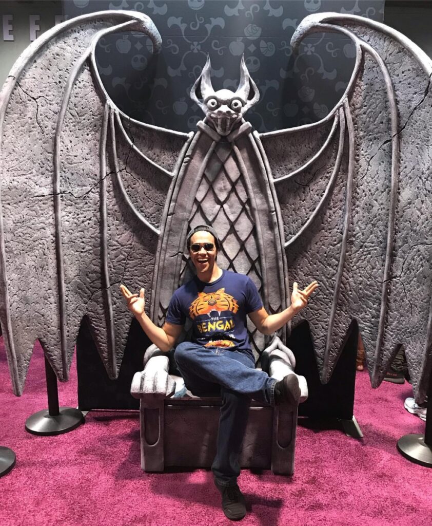 Giant Chair Prop - WhiteClouds