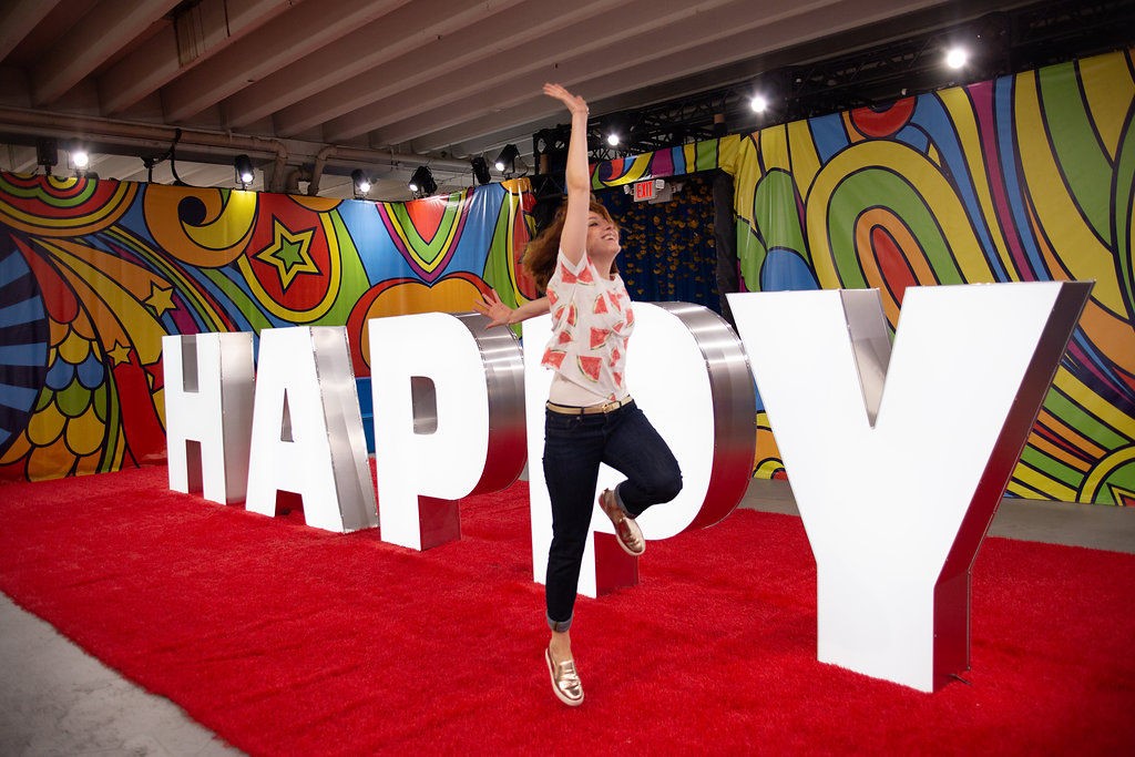 Selfie Background 3D Letters Projects and Examples Gallery - WhiteClouds