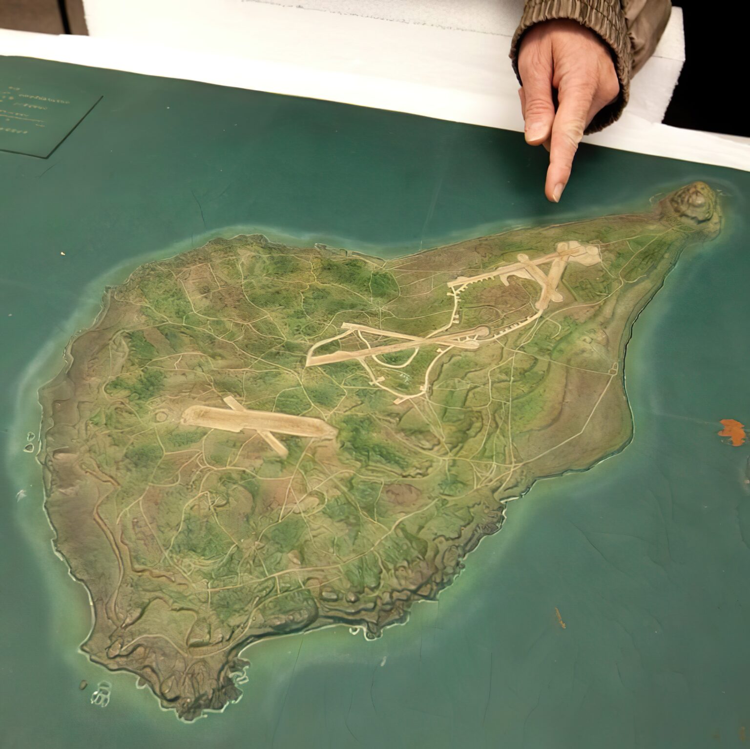 Raised Relief Maps - WhiteClouds