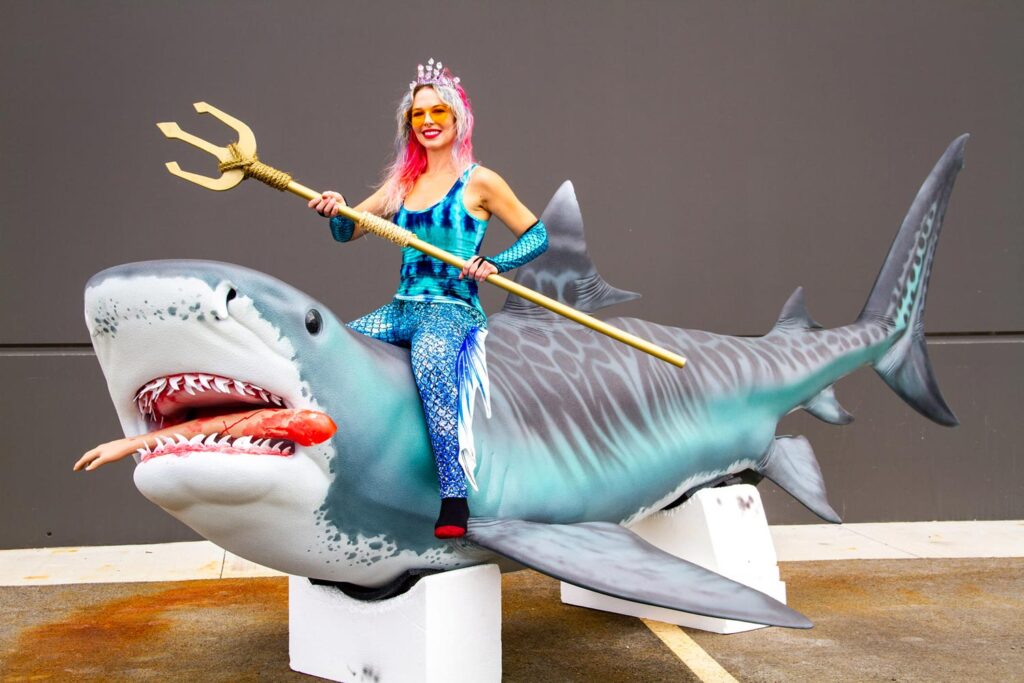 Sculpting the Tiger Shark Amusement Park Prop for Six Flags New England ...